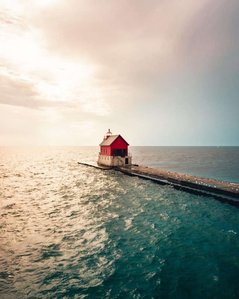 Self-Taught Photographer Captures Fascinating Houses Built In The ...