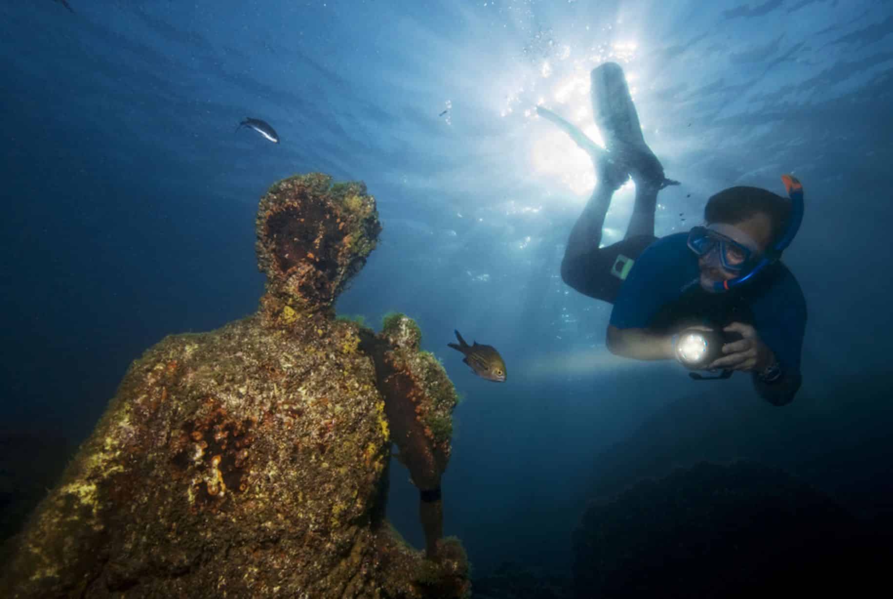 Stunning Photographs Reveal Sunken Luxurious Roman City Lost for 1,700 ...